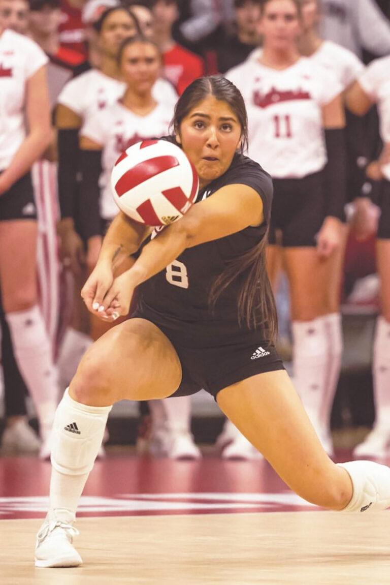 Sterling's Lexi Rodriguez, St. Thomas More's Caroline Kerr named AVCA ...